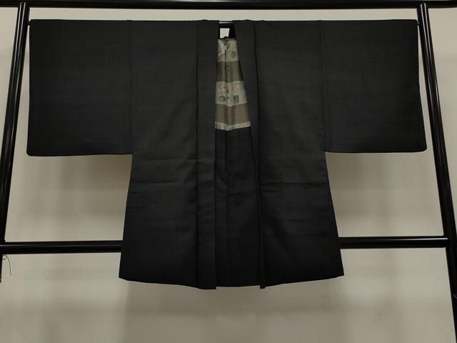 平和屋着物＃男性　羽織　紬地　暗黒色　黒地　正絹　逸品　CAAT5703id