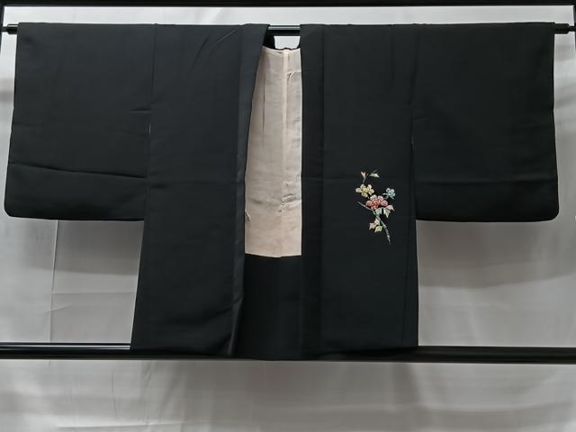 平和屋着物＃羽織　総刺繍　枝花文　黒地　正絹　逸品　CAAT5929id