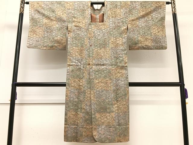 平和屋着物▽道行コート　単衣　市松籠目花文　三越扱い　ロング丈　正絹　逸品　CAAT5956id
