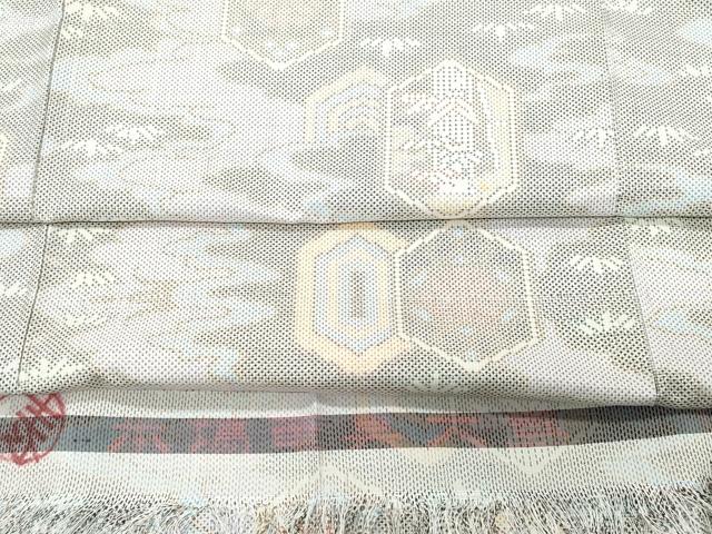 平和屋着物●本場大島紬　白大島　7マルキ　吉祥亀甲文　反端付き　正絹　逸品　CAAT6948vf