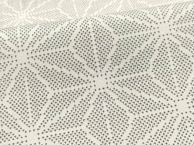 平和屋着物○本場大島紬 白大島 9マルキ 麻の葉文様 正絹 逸品 DAAR4433tw