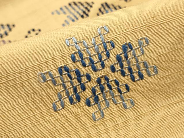 平和屋着物○本場琉球 読谷山花織 紬地 九寸名古屋帯 正絹 逸品