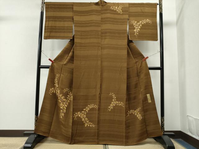 平和屋着物●訪問着　作家物　枝葉唐草文　正絹　金彩　鈴乃屋扱い　逸品　CAAU1657yc