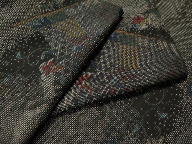 平和屋着物●本場大島紬　9マルキ　雲取り几帳吉祥花唐草文　正絹　逸品　CAAU1658yc