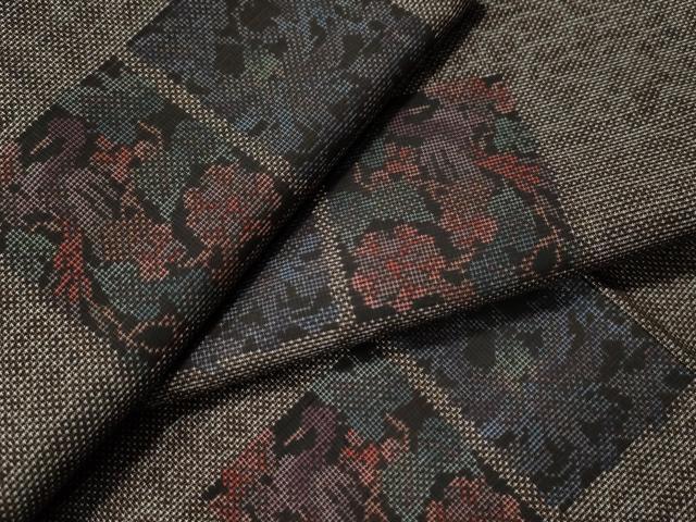 平和屋着物●本場大島紬　9マルキ　色紙草花文　正絹　逸品　CAAU1831yc