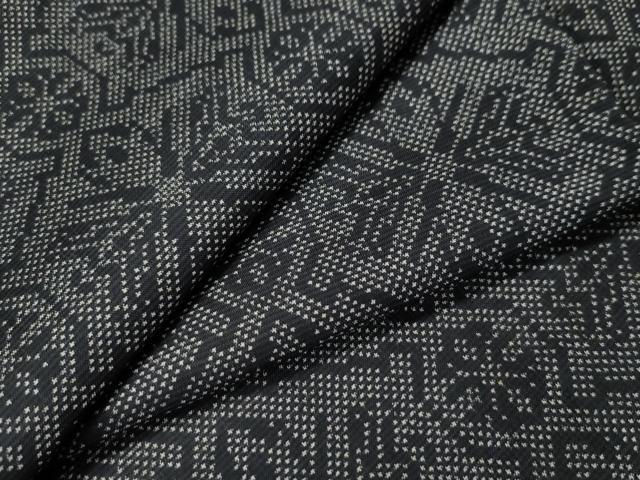 平和屋着物●本場大島紬　7マルキ　吉祥花文　正絹　逸品　CAAU1965yc