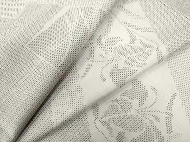 平和屋着物●本場大島紬　白大島　140亀甲　色紙重ね草花文　正絹　逸品　CAAU2024yc