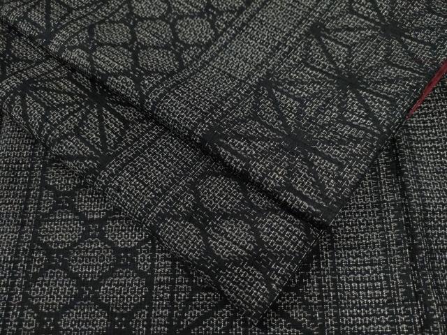 平和屋着物●結城紬　100亀甲　吉祥麻の葉間道　黒地　正絹　逸品　CAAU2048yc