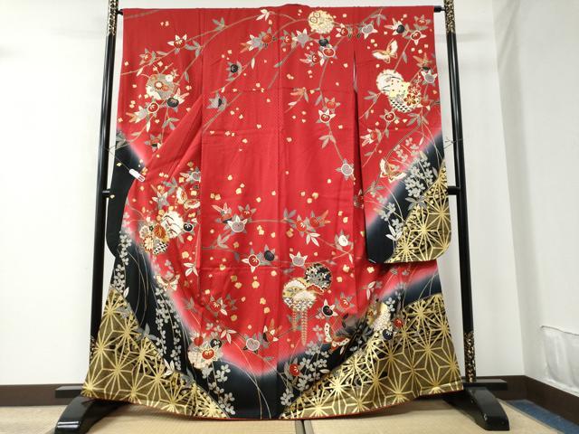 平和屋着物○豪華振袖 駒刺繍 雪輪花蝶文 暈し染め 金彩