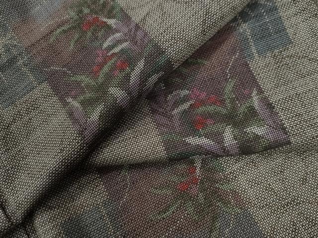 平和屋着物●本場大島紬　七宝短冊重ね笹竹南天文　正絹　逸品　CAAU2179yc