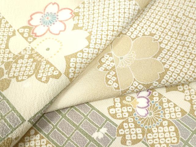 平和屋着物●上質な小紋　市松舞桜文　正絹　逸品　CAAU2480yc