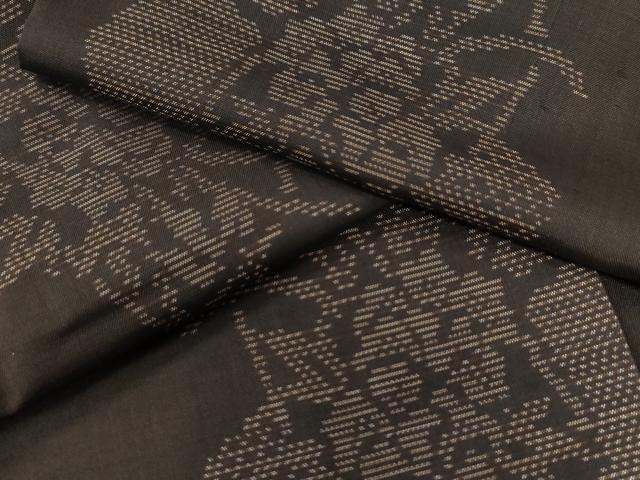 平和屋着物●本場大島紬　地空き　草花文　正絹　逸品　CAAU2701yc