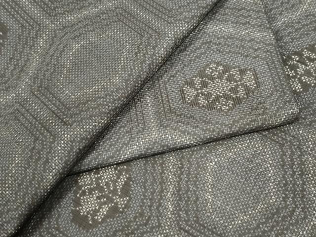 平和屋着物●本場大島紬　7マルキ　亀甲吉祥文　正絹　逸品　CAAU3024yc