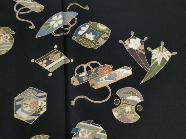 平和屋着物●訪問着　駒刺繍　宝尽くし花絵巻文　黒地　金彩　正絹　逸品　CAAU3183yc