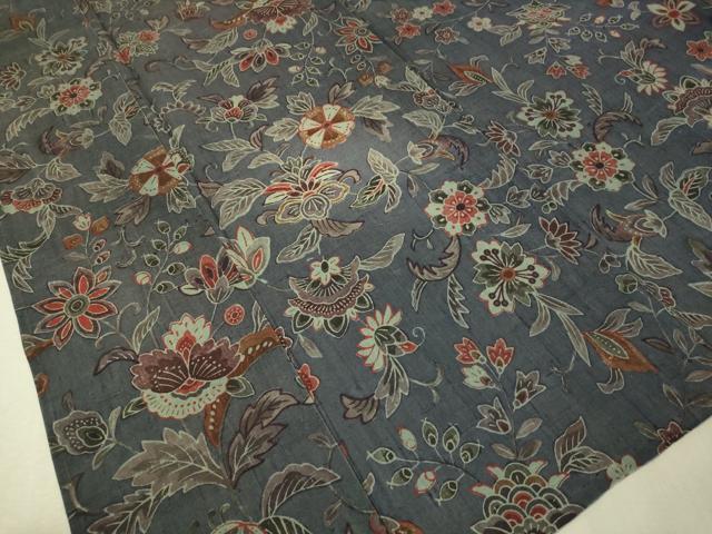 平和屋着物○上質な小紋 紬地 型染め 更紗唐草文 正絹 逸品