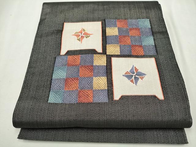 平和屋着物●太鼓柄袋帯　作家物　市松四弁花文　銀通し地　正絹　逸品　CAAU9543hy