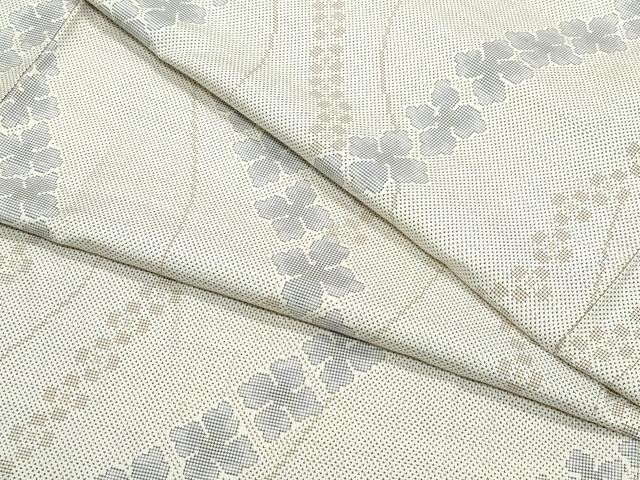 平和屋着物●本場大島紬　白大島　9マルキ　舞花文　ますいわ屋扱い　正絹　逸品　CAAU9872vf