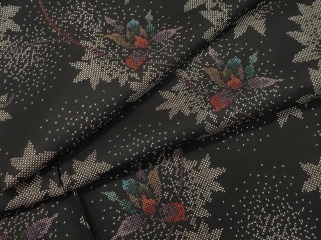 平和屋着物●本場大島紬　7マルキ　更紗花唐草文　正絹　逸品　CAAU9930vf