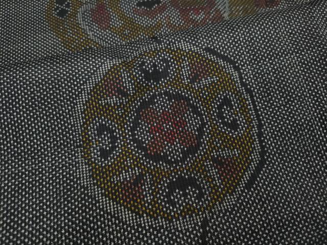 平和屋着物▽本場大島紬 単衣 9マルキ 雪輪動物花文 正絹 逸品