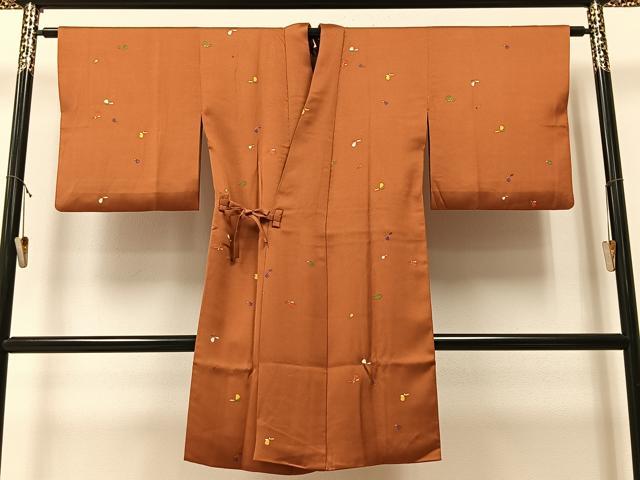 平和屋着物＃道中着　舞蝶文　ロング丈　正絹　逸品　CAAV5878id