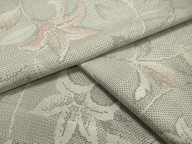 平和屋着物▽本場大島紬　単衣　白大島　120亀甲　花唐草文　正絹　逸品　CAAV8884gh