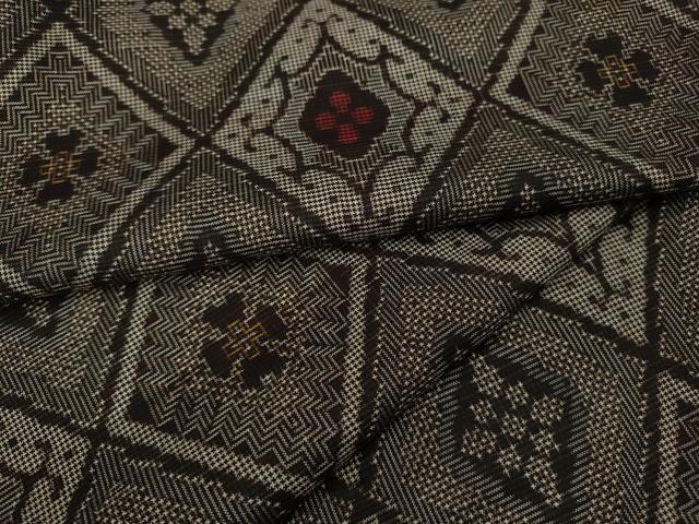 平和屋着物●本場大島紬　龍郷絣　菱花文　正絹　逸品　CAAW3155ut