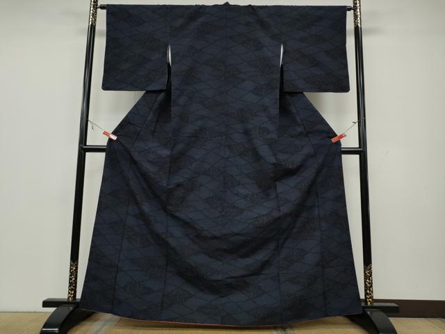 平和屋着物●結城紬　菱草木文　そごう百貨店扱い　正絹　逸品　CAAW3166ut 平和屋着物○結城紬 菱草木文 そごう百貨店扱い 正絹 逸品 CAAW3166ut