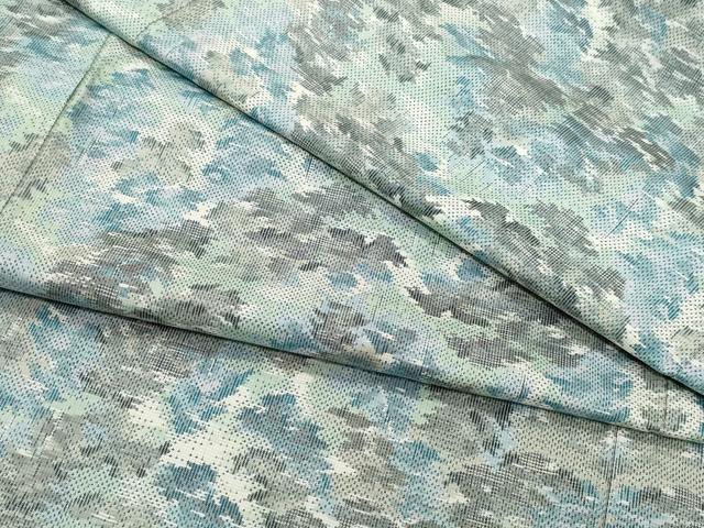 平和屋着物●本場大島紬　白大島　7マルキ　草木文　総絣　正絹　逸品　CAAW3920vf