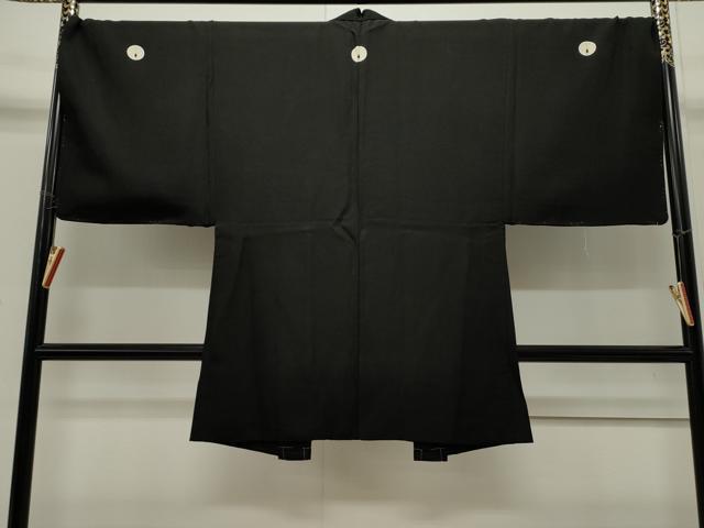 平和屋着物＃男性　黒紋付　長羽織　羽裏：人物風景文　正絹　逸品　CAAW4989dy