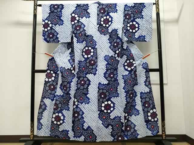 平和屋着物∴夏物　浴衣　有松鳴海絞り　舞花文　綿　逸品　CAAW5044dy