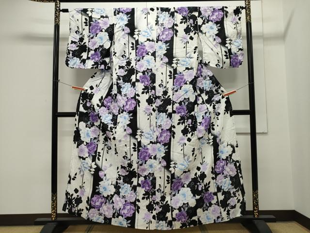 平和屋着物∴夏物　綿紅梅　浴衣　草花文　黒地　綿　逸品　CAAW5146dy