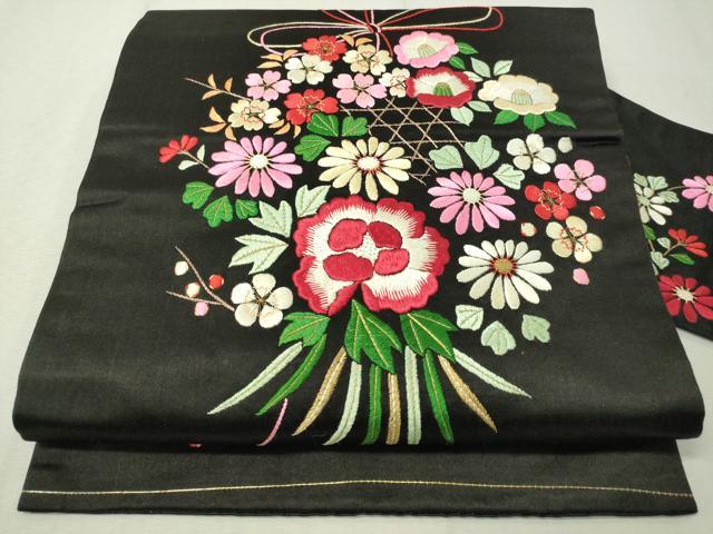 平和屋着物●アンティーク　大正ロマン　総刺繍　九寸名古屋帯　作家物　束ね花文　黒地　金糸　正絹　逸品　CAAW5853vp