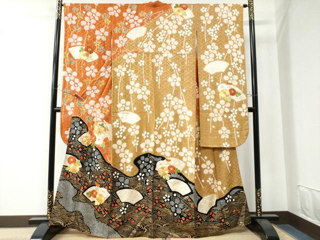 平和屋着物●豪華振袖　駒刺繍　絞り　立波地紙菊花文　金彩　正絹　逸品　CAAW7376yc