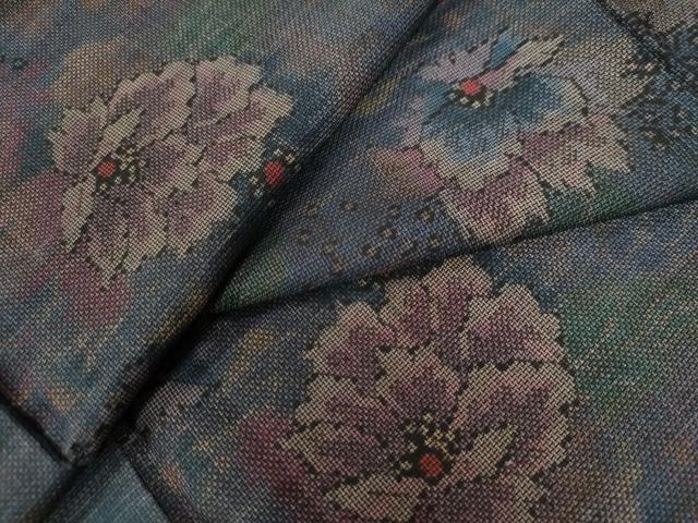 平和屋着物●本場大島紬　9マルキ　舞花文　正絹　逸品　CAAW7494yc