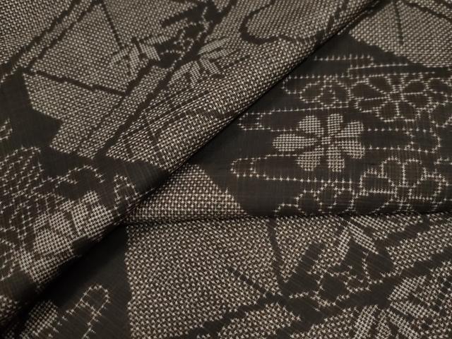 平和屋着物●本場大島紬　7マルキ　吉祥草花文　正絹　逸品　CAAW7666yc