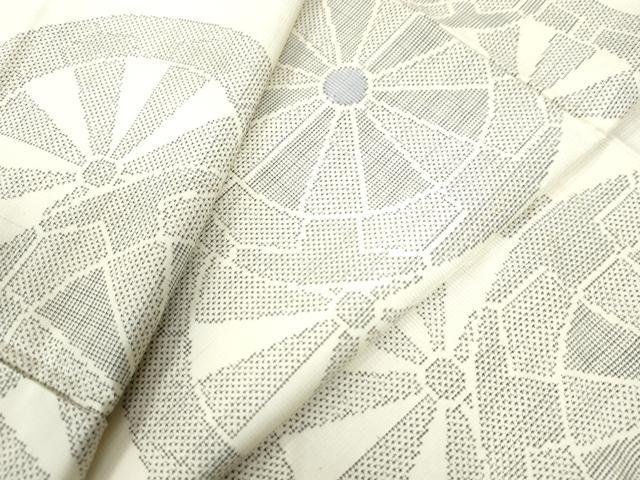 平和屋着物●本場大島紬　白大島　9マルキ　源氏車　正絹　逸品　未使用　CAAW7705yc