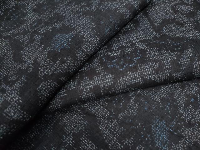 平和屋着物●本場結城紬　重要無形文化財　100亀甲　更紗花唐草文　正絹　逸品　CAAW7778yc