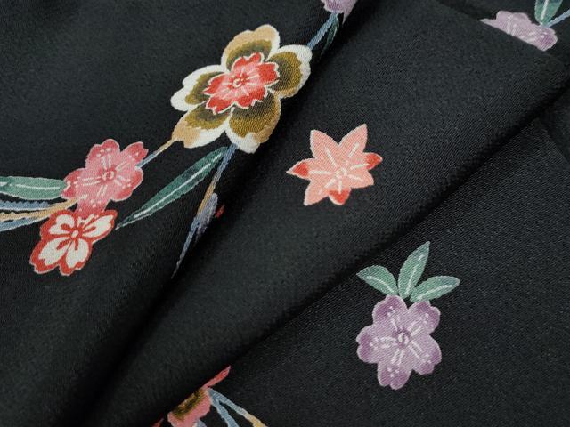 平和屋着物●上質な小紋　型染め　舞桜文　黒地　正絹　逸品　CAAW7828yc
