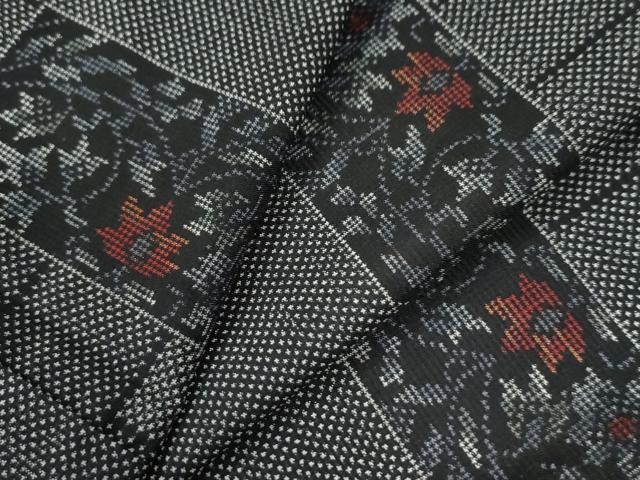 平和屋着物●本場大島紬　7マルキ　短冊重ね花唐草文　正絹　逸品　未使用　CAAW7829yc