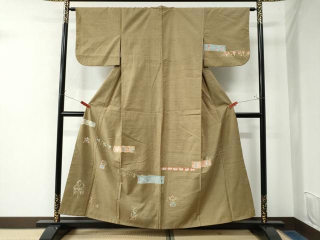 平和屋着物●訪問着　紬地　型染め　狩猟動物蔦の葉草花文　正絹　逸品　CAAW7934yc