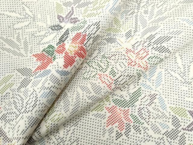 平和屋着物●本場大島紬　白大島　9マルキ　草花文　正絹　逸品　CAAW7940yc