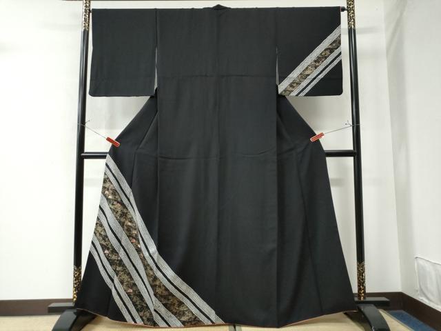 平和屋着物●訪問着　絞り　刺繍　流水草花文　黒地　金彩　正絹　逸品　CAAW8179yc