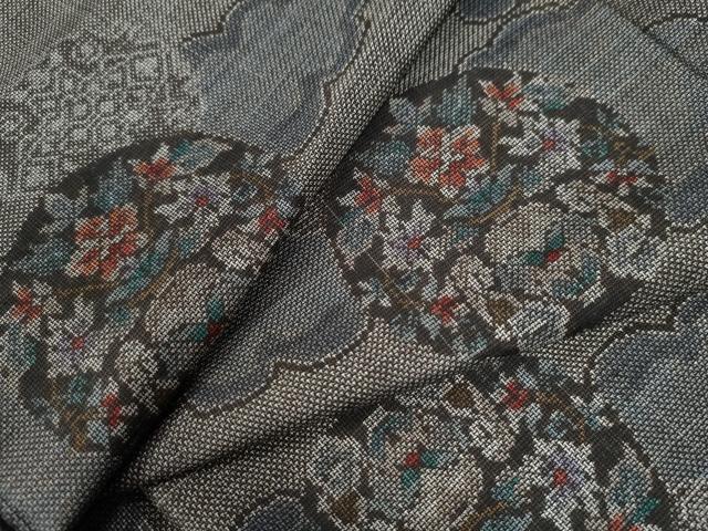 平和屋着物●本場大島紬　9マルキ　雲取り金彩草花丸文　正絹　逸品　未使用　CAAW8209yc