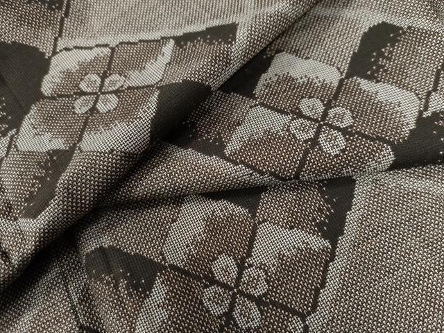 平和屋着物●本場大島紬　9マルキ　吉祥花文　正絹　逸品　CAAW8215yc