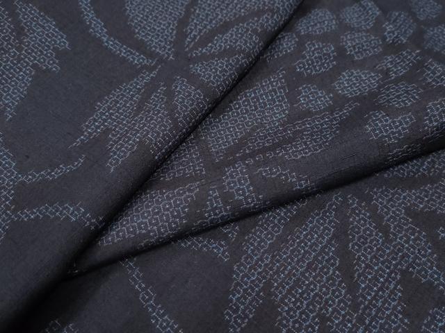 平和屋着物●結城紬　80亀甲　葡萄蔦の葉文　正絹　逸品　CAAW8316yc