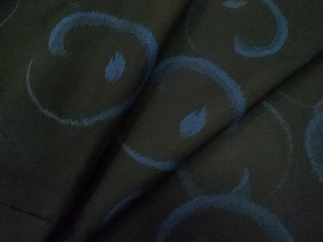 平和屋着物●上質な紬　万寿菊　黒地　正絹　逸品　CAAW8453yc