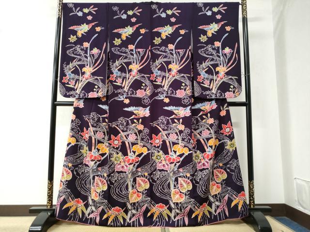 平和屋着物●小振袖　二尺袖　型染め　飛鶴立波葵草花文　鬼しぼ縮緬　正絹　逸品　CAAW8545yc