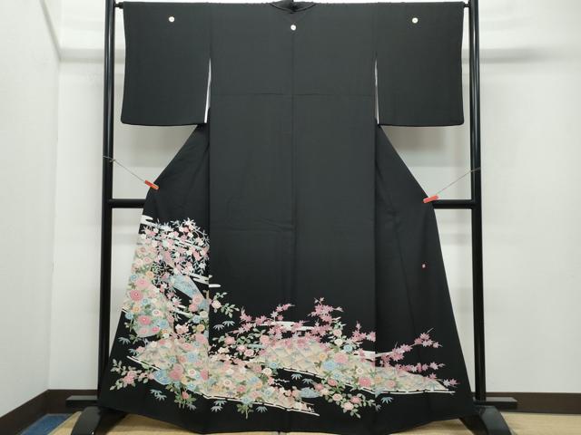 平和屋着物●本加賀友禅作家　染元千紅代表　寺西一紘　黒留袖　花鳥楽器文　正絹　逸品　CAAX0901vf