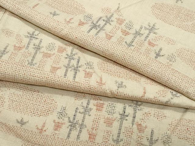 平和屋着物●本場結城紬　重要無形文化財　80亀甲　草木文　正絹　逸品　CAAX1001vf