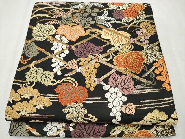 平和屋着物●六通柄袋帯　能衣唐織　葡萄菊松秋草文　黒地　金糸　正絹　逸品　CAAX1202hy